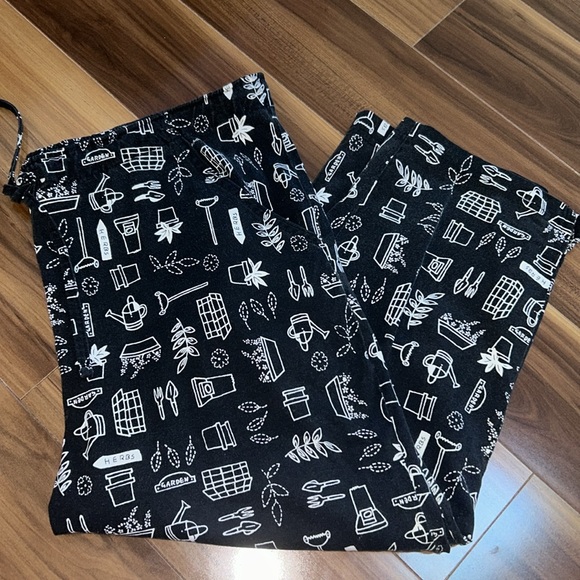 Erika | Intimates & Sleepwear | Xl Erica Co Garden Herbs Floral Print ...